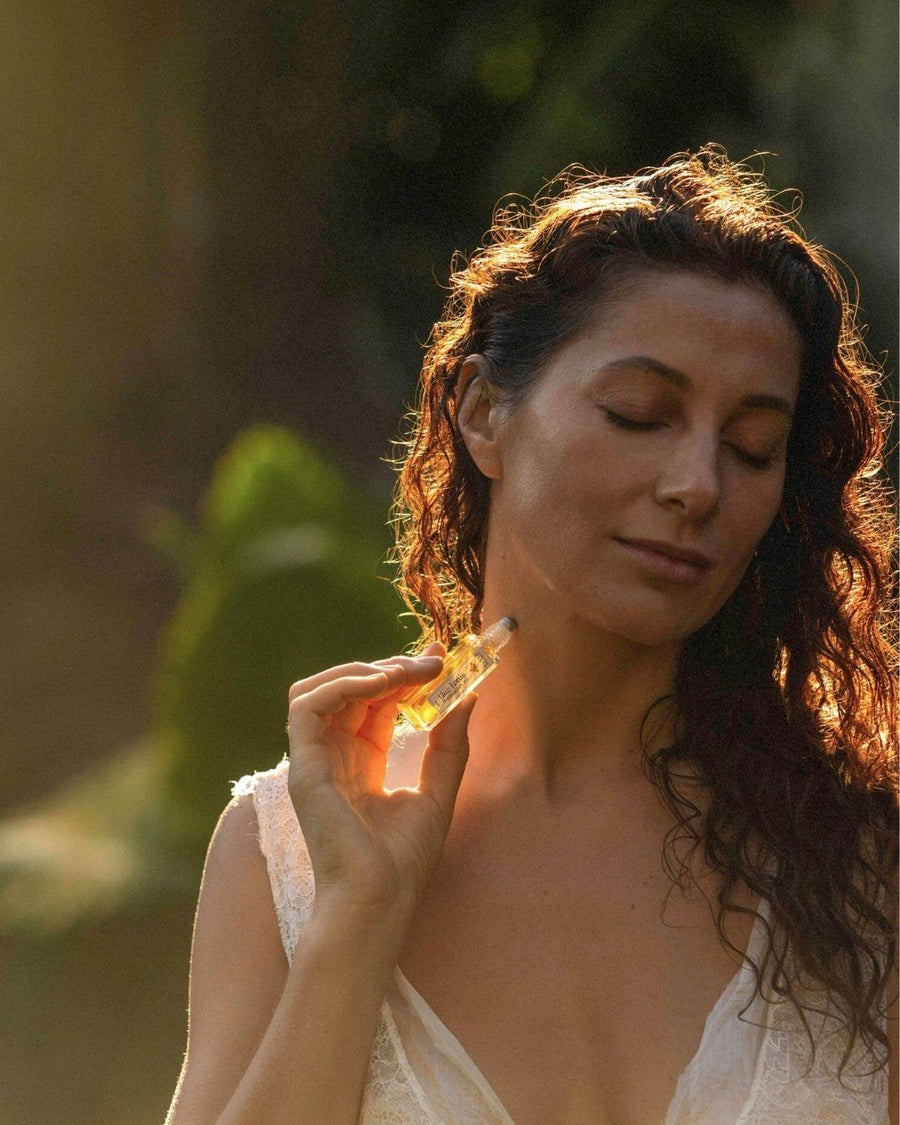 The Mystical Elixir | Blue Lotus Wine in Ancient Egypt – Kisstheearth